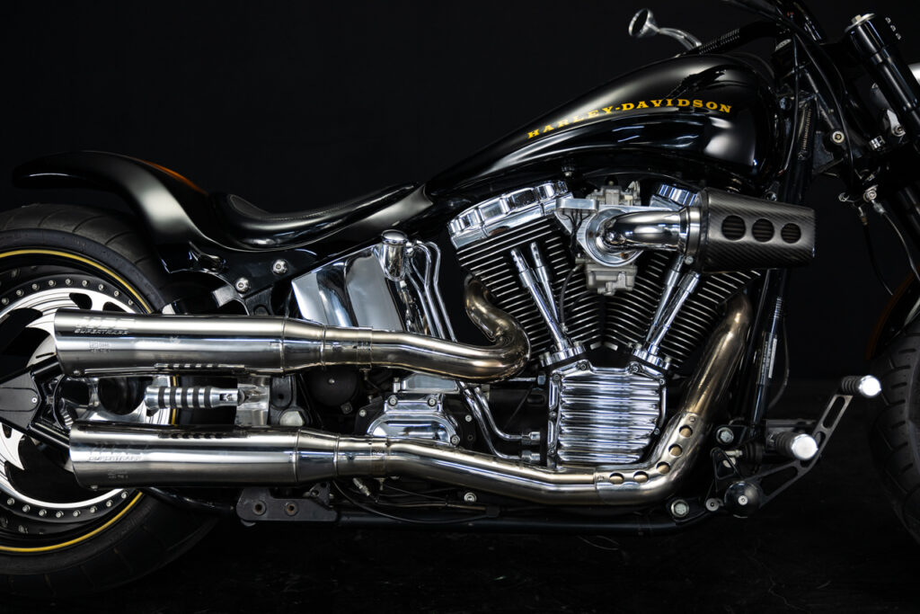 [ FOR SALE ] : 2002 FXSTB 300 Wide Tire Custom | BADLAND BLACK